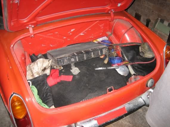 Seams at rear 'tween boot and bumper. : MGB & GT Forum : The MG Experience