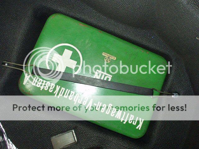 VW Vintage First Aid Kit with Mounting Gear for Scirocco II FS For Sale ...