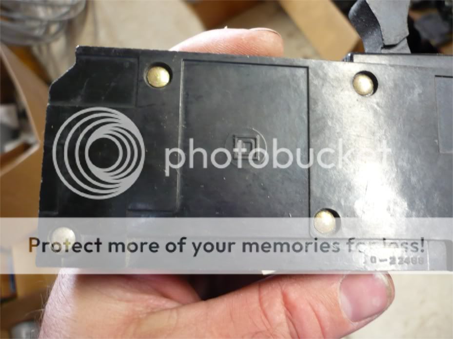 Weird Square D breaker... | Electrician Talk